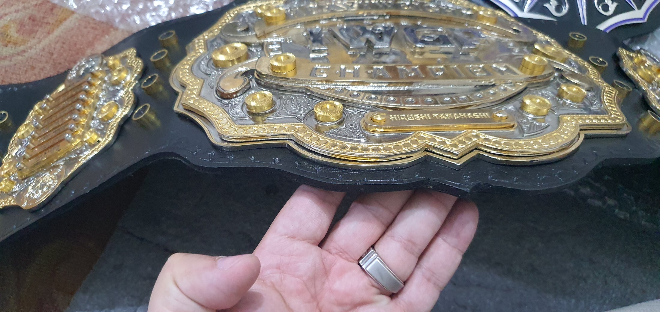 New Japan Pro Wrestling IWGP World Heavy Championship Belt – Champions ...